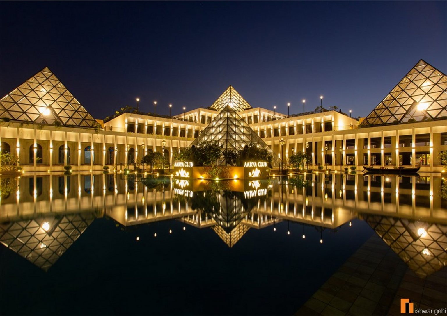 Aarya Club Design Having Majestic Views Of Monumental Pyramids | Ishwar ...