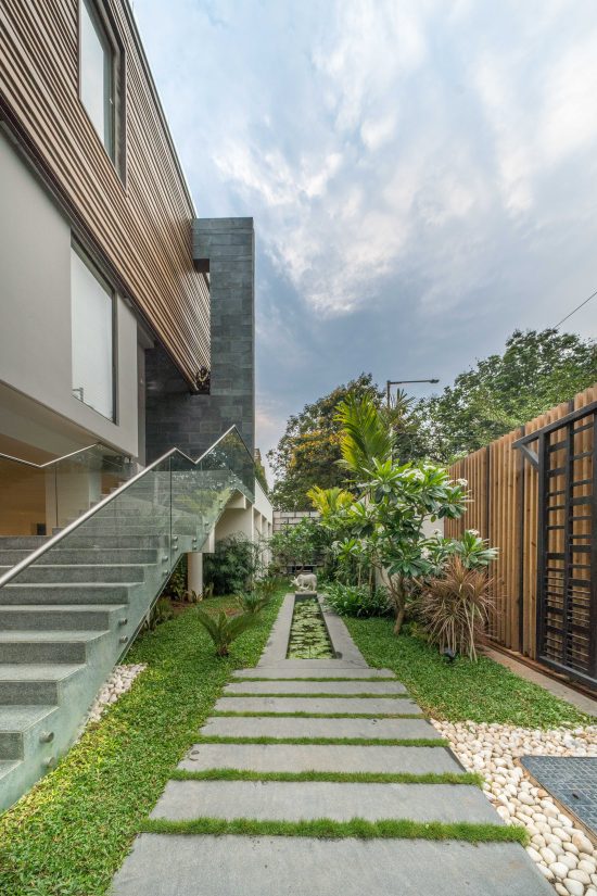 'House Of Tropics' A Classic Design Inspired By Nature | Urban Zen ...