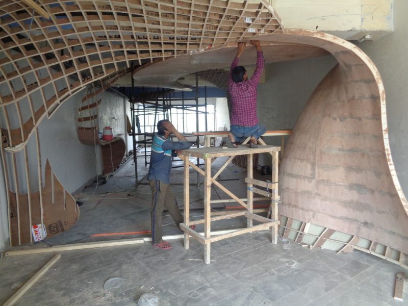 Store Design With Twisting And Turning Wood Ribbons | Studio Ardete ...