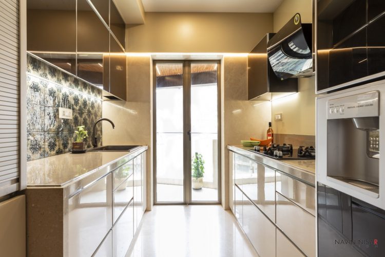 House Interiors In A Transitional Design Style | Navien Niesaar Design ...