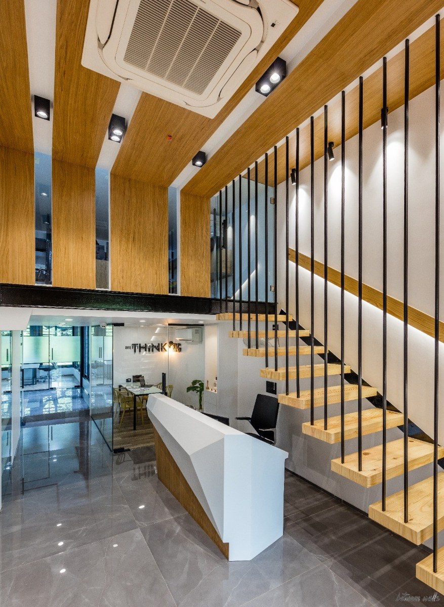 Sophisticated And Well-Planned Workspace | Between Walls - The ...