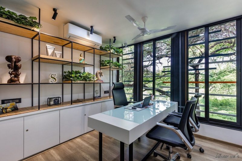 Sophisticated And Well-Planned Workspace | Between Walls - The ...