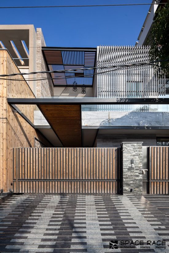 Universal Design Abode Is A Perfect Blend Of Aesthetics And Comfort ...