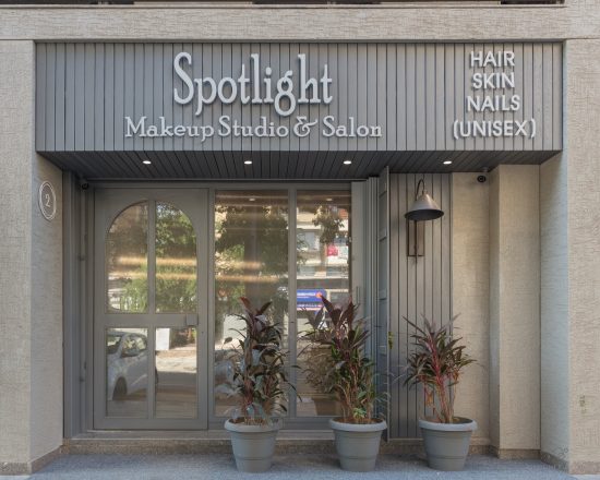 The Spotlight Salon Interiors Designed With Neutral Palette And Nature ...