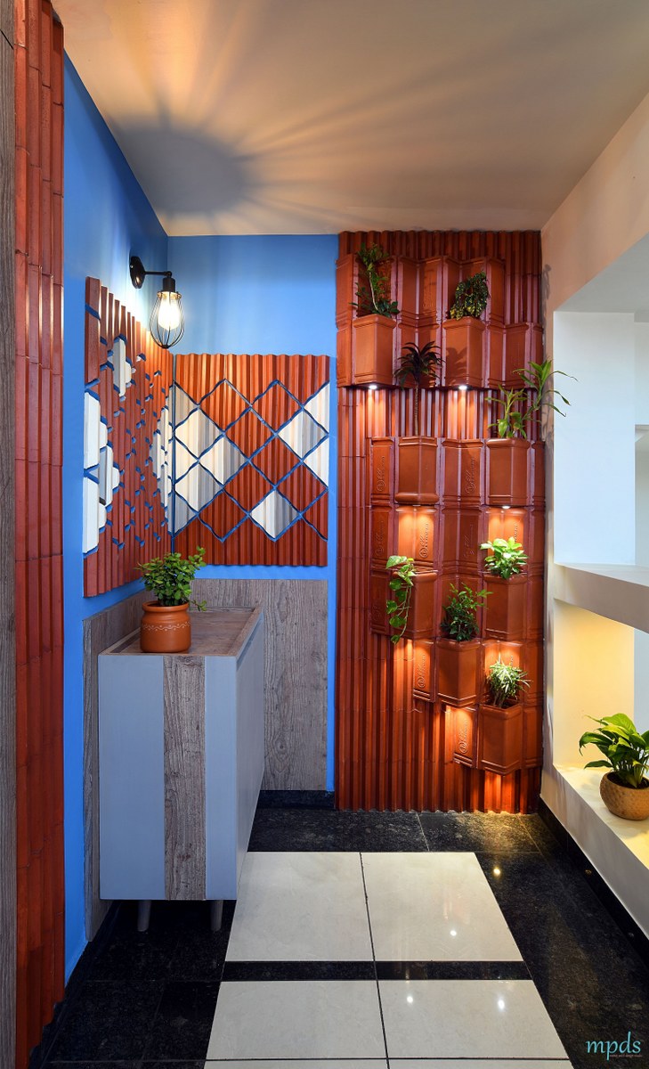 Clay sculpture and Brick pattern set the scene For This Apartment ...