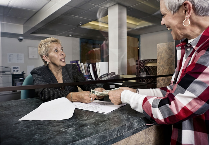 Counter Guard: Effective & Easy to Install Counter Sneeze Guard. - The ...