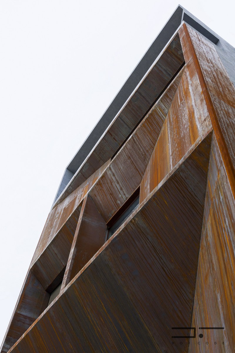 The Monolithic Corten Steel Facade Inspired From Canyon Shapes | DOT[co ...