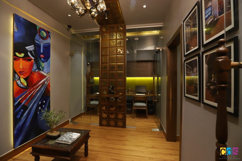 A Warm And Comfy Designer’s Workspace | Crazy Design Studio - The ...