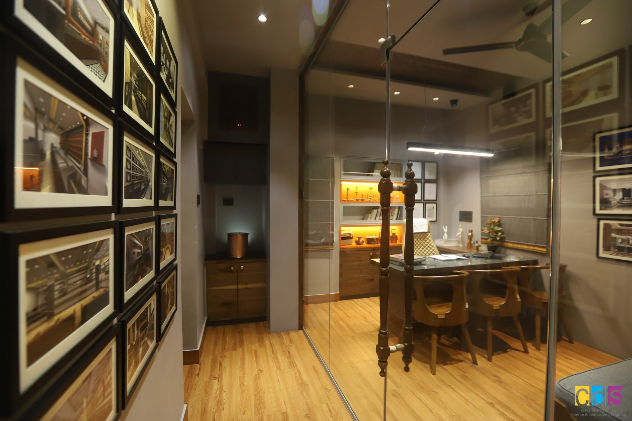 A Warm And Comfy Designer’s Workspace | Crazy Design Studio - The ...