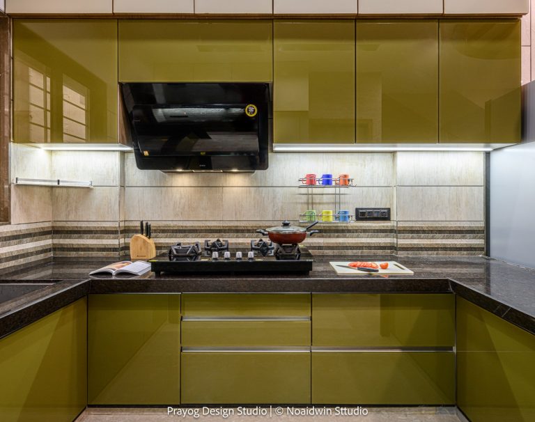 Interplay Between Traditional And Modern Elements In A Residence ...