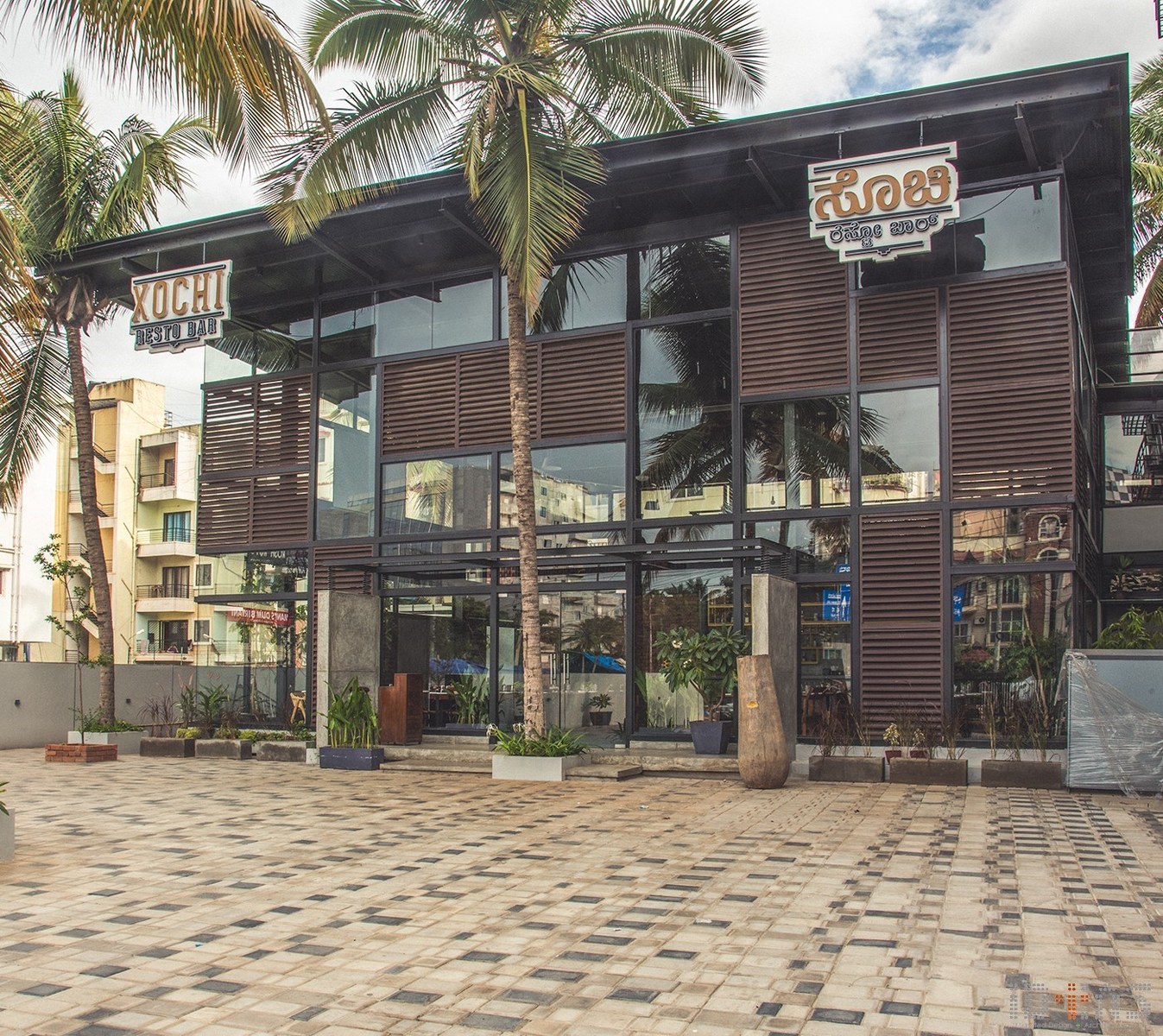 A Resto Bar Underlining The Inside-Outside Concept | ID+AS Architects ...