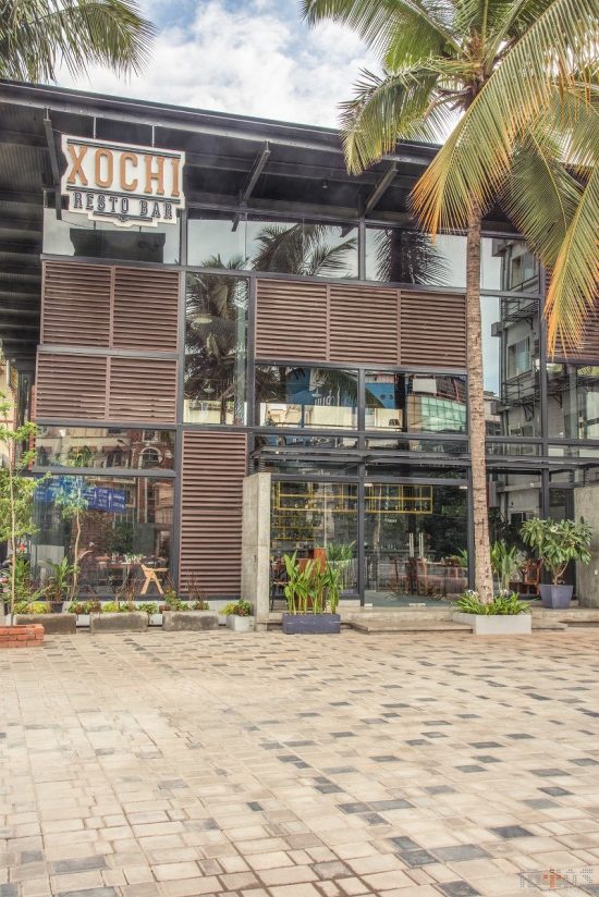 A Resto Bar Underlining The Inside-Outside Concept | ID+AS Architects ...