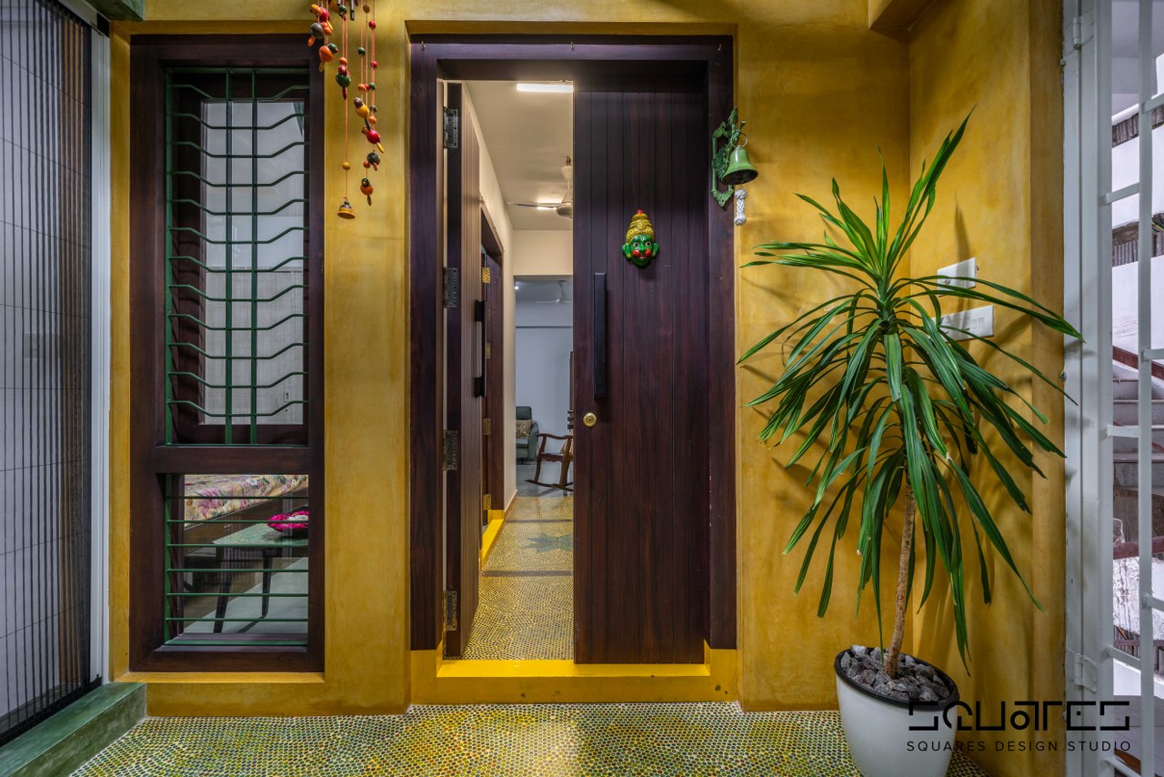 The Flat Interior Which Gives An Ambiance Of Vintage And Modern Outlook ...