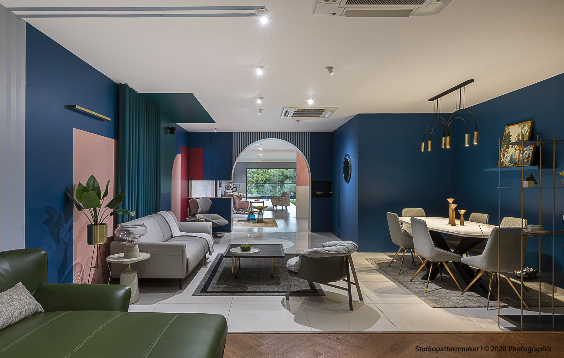 A Bespoke Furniture Store Designed With The principle Of Colour ...