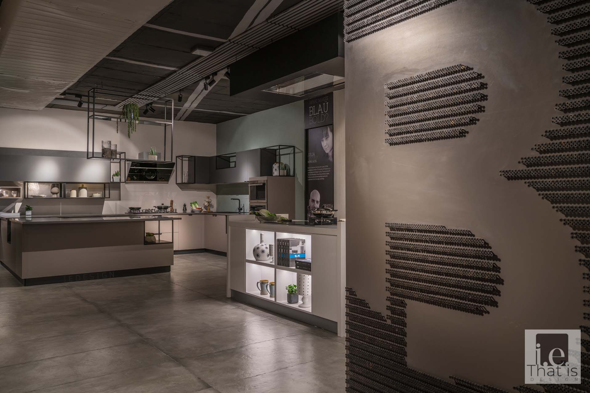 Blau - Furniture Store Depicting Synergy Between Functionality ...
