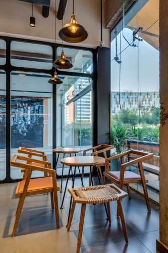Unison Of Function, Aesthetics And Warm Tones Of Wood In This Cafe ...