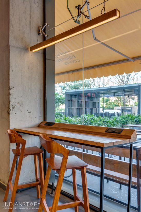 Unison Of Function, Aesthetics And Warm Tones Of Wood In This Cafe ...