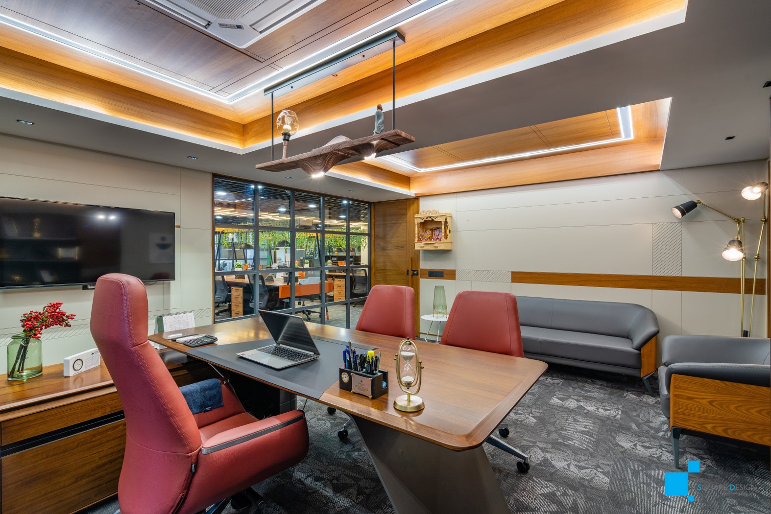 Compelling Office Space With Contemporary Material Palette | 3 Square ...