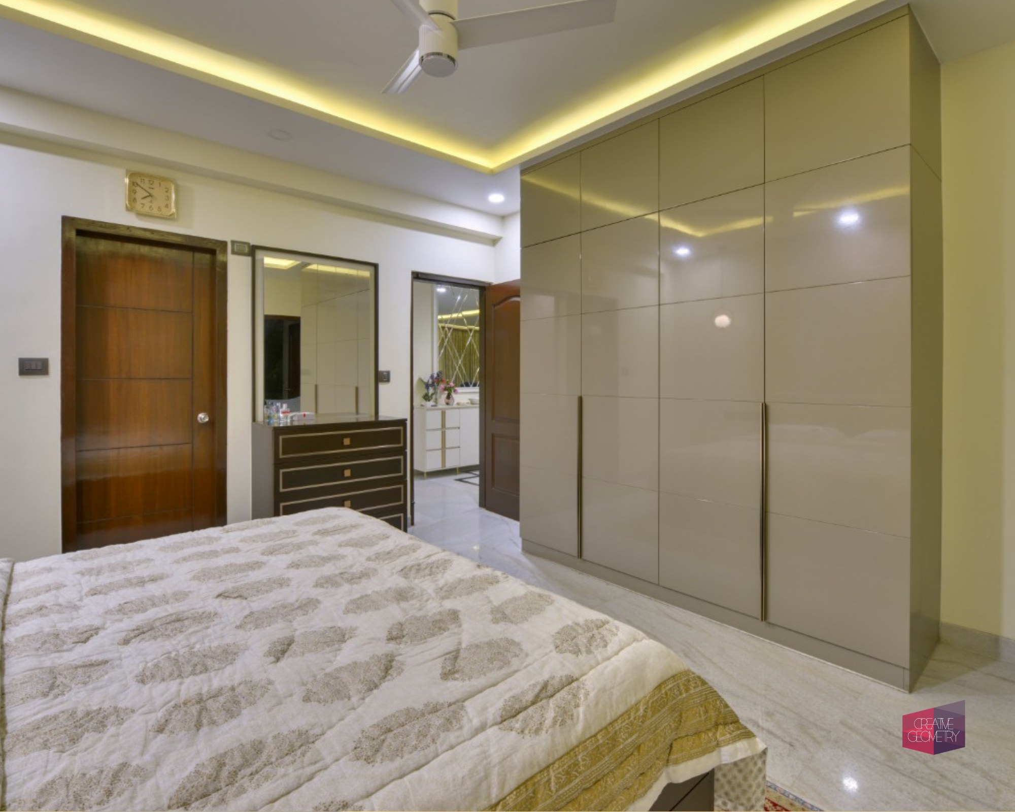 Apartment Striking Balance Between Modern Living And Comfort | Creative ...