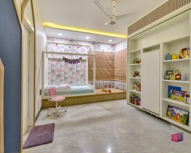 Apartment Striking Balance Between Modern Living And Comfort | Creative ...