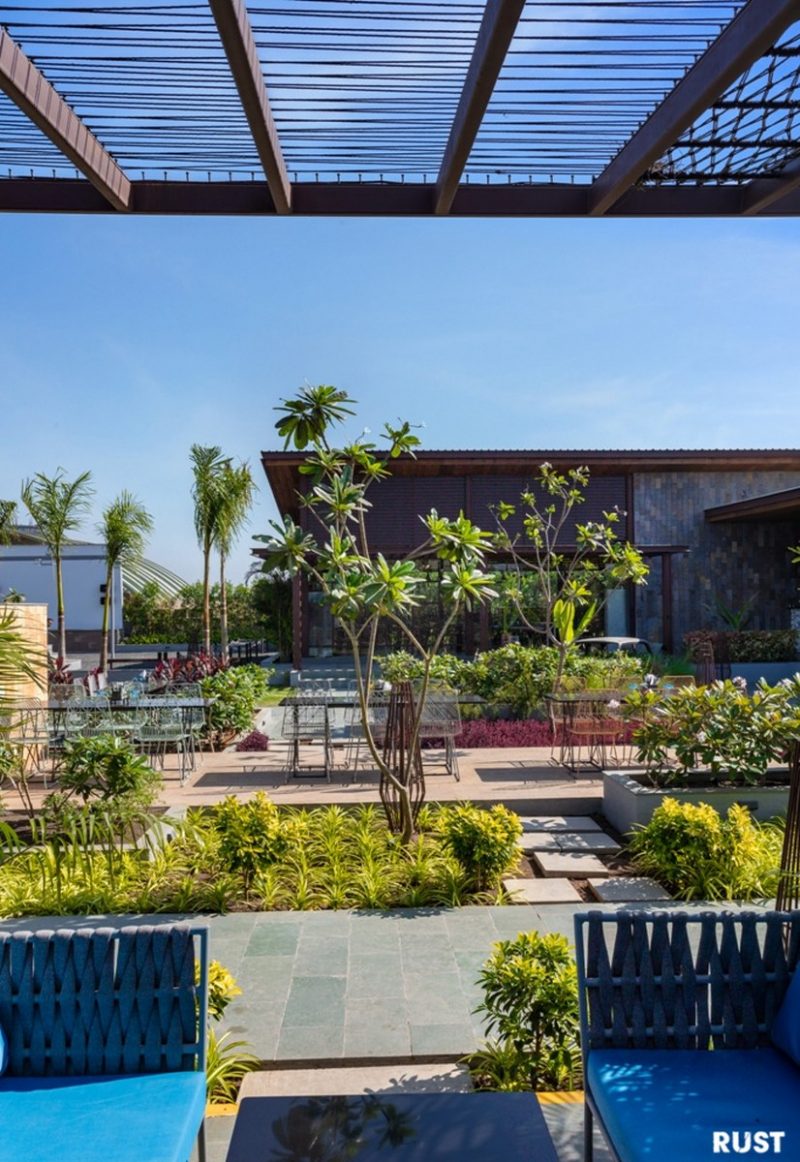 Tea Villa Cafe : Experiencing A Space Amidst Nature | Rust The Design ...