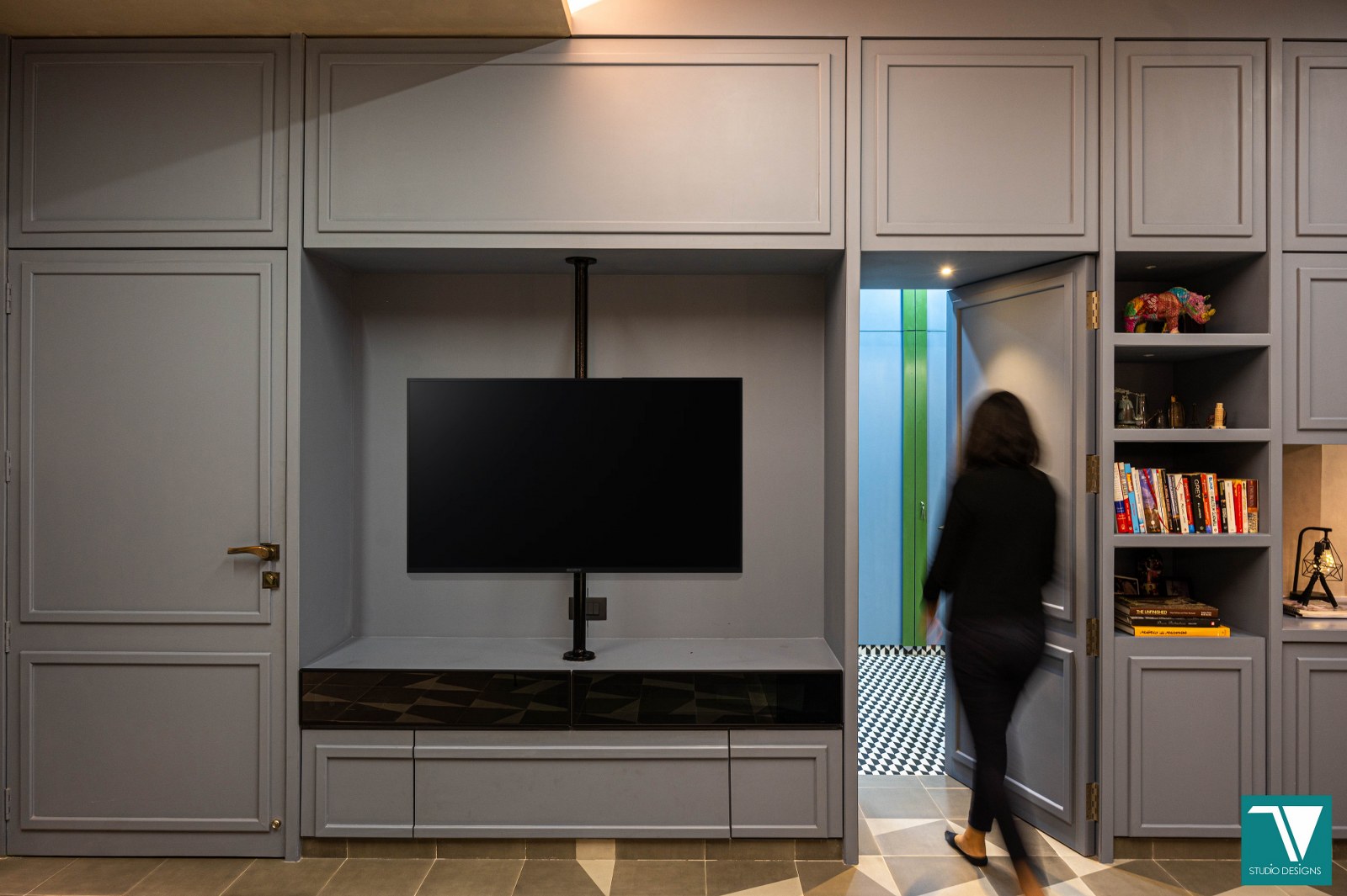 Studio Apartment Embodying French Contemporary Interiors | TV's Studio ...