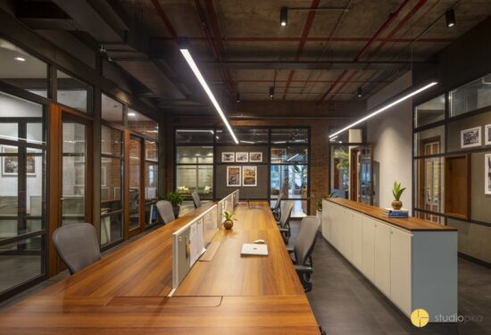 An Office Design, Reflecting Transparency In Workplace | Studio PKA ...