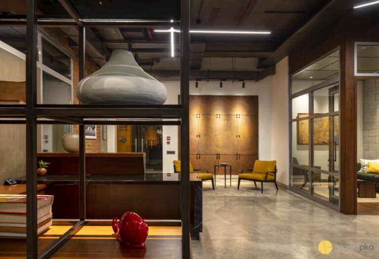 An Office Design, Reflecting Transparency In Workplace | Studio PKA ...