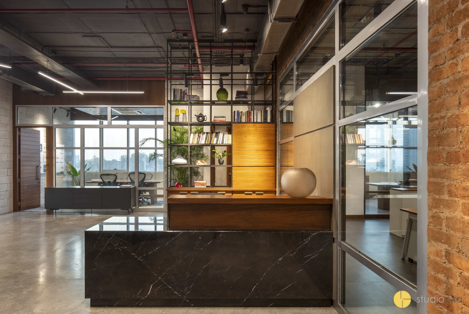 An Office Design, Reflecting Transparency In Workplace | Studio PKA ...