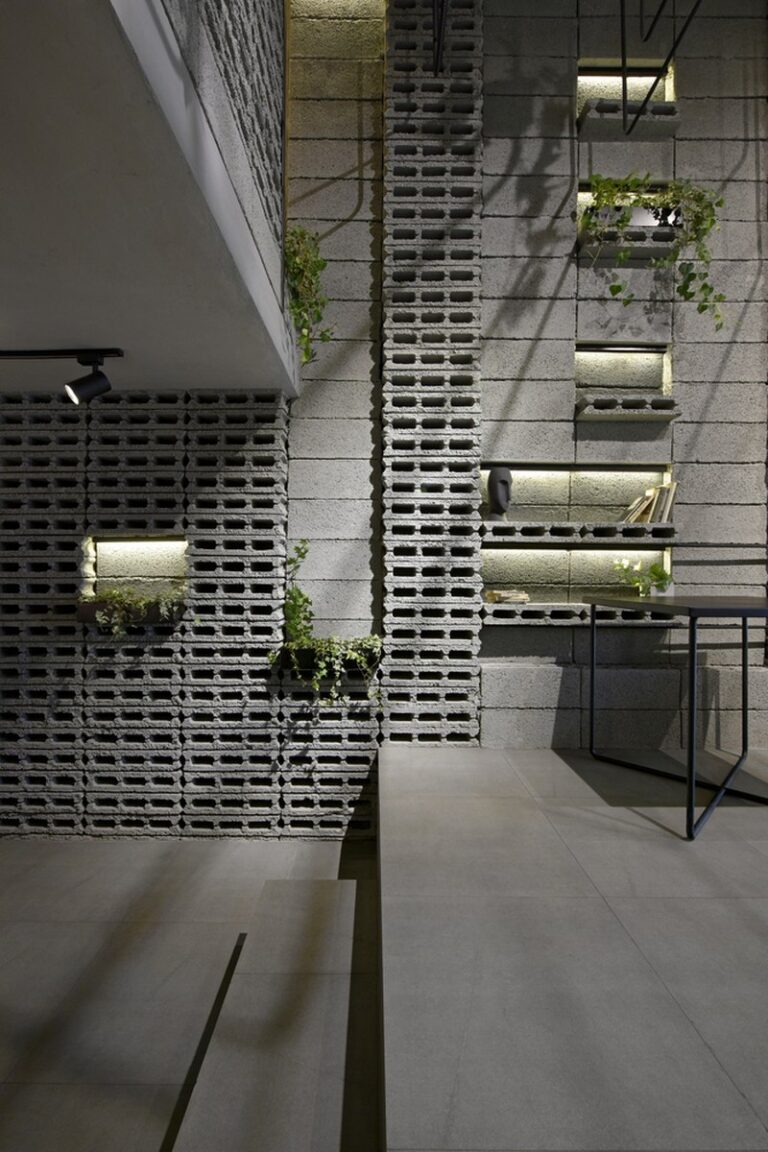 A Monochrome Interiors With Intrinsic Play Of Cement Blocks At Ivy Cafe ...