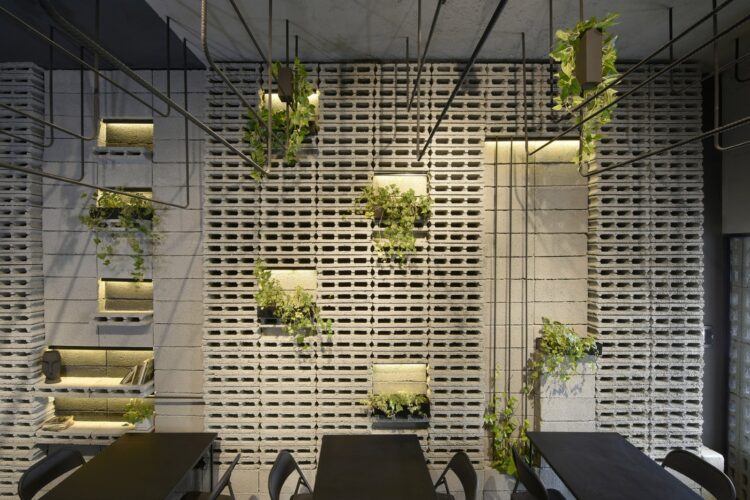 A Monochrome Interiors With Intrinsic Play Of Cement Blocks At Ivy Cafe ...
