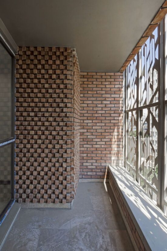 The Connection Between Internal And External In Nahid Office And ...