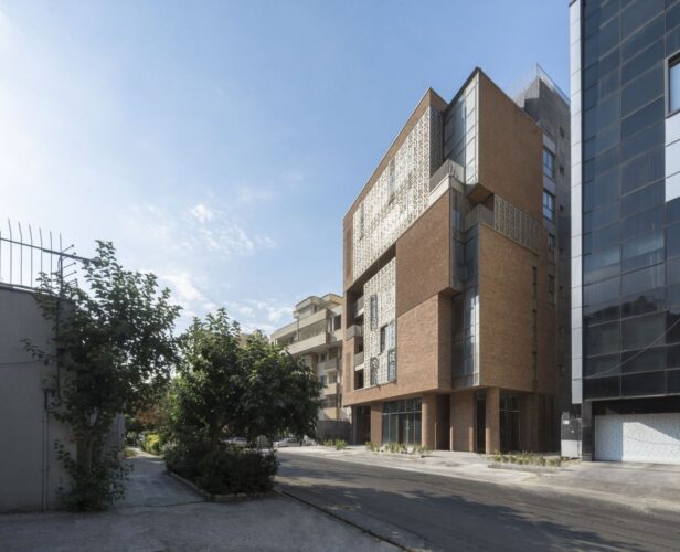 The Connection Between Internal And External In Nahid Office And ...