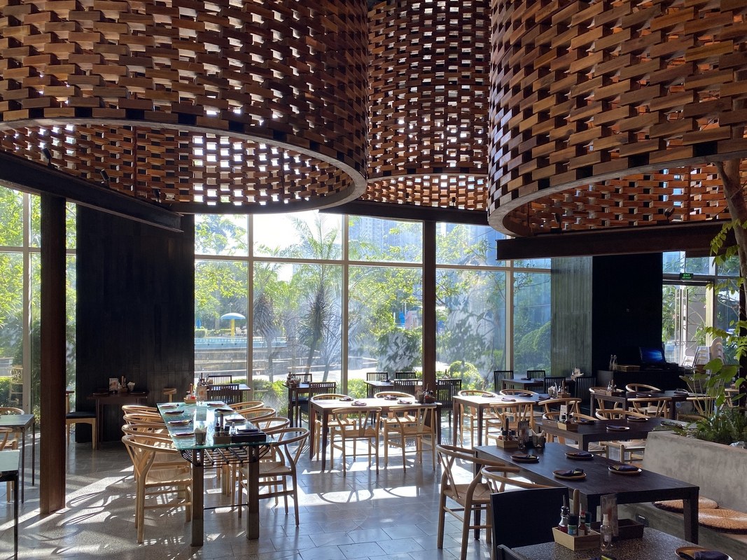 A Restaurant Space Creating Sensational Separation From Monotony At ...