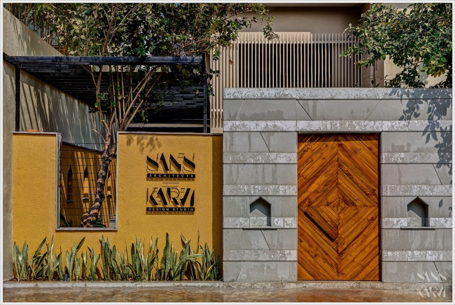 Design Studio With Interactive And Interconnected Spaces | SANS ...