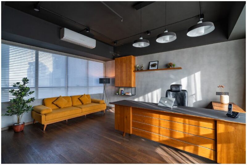 Top 20 Small Office Interior Designs In India Changing The Perspective ...
