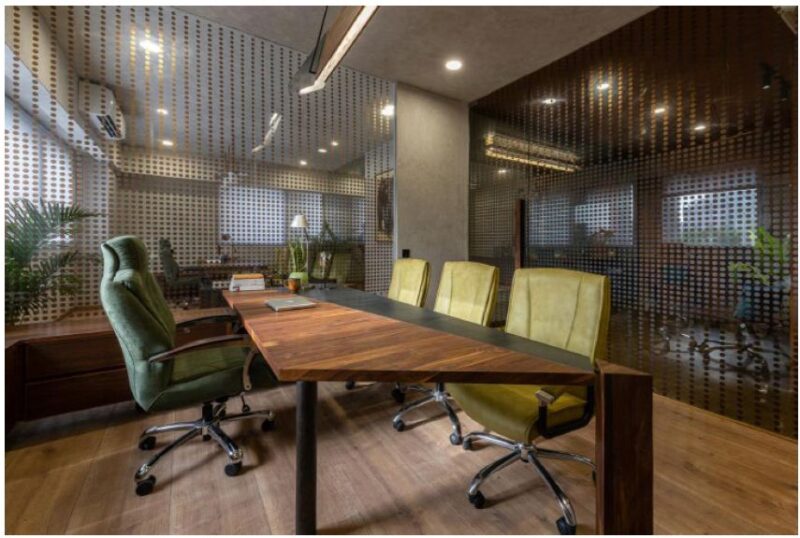 Top 20 Small Office Interior Designs In India Changing The Perspective ...