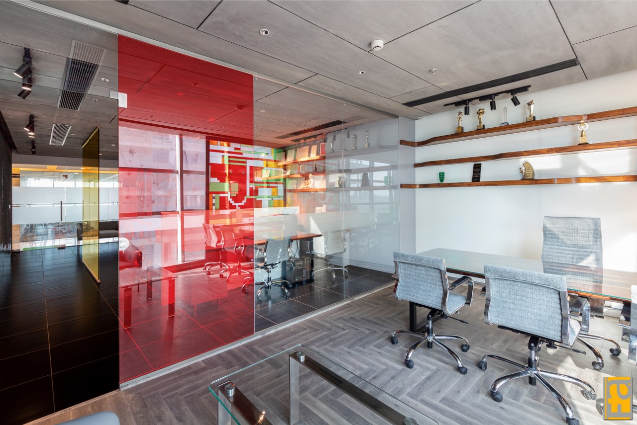 A Transparent Office Design Giving Notional Enclosure | Forum-Advaita ...