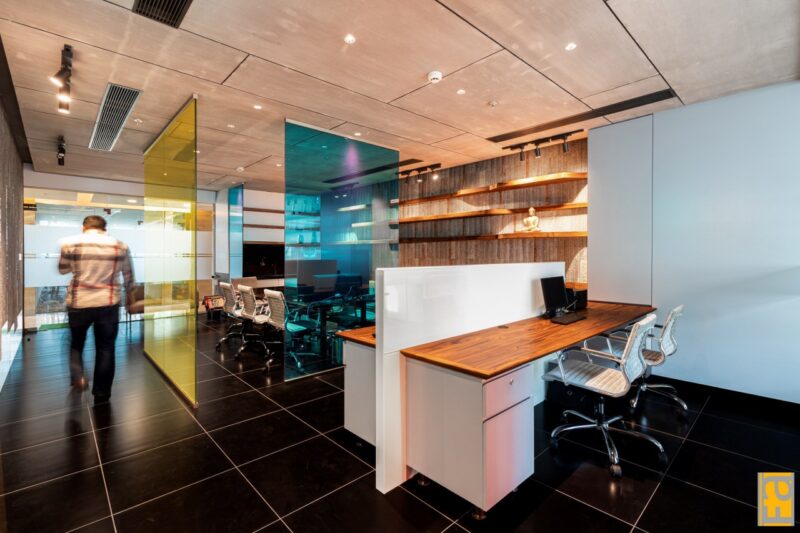 A Transparent Office Design Giving Notional Enclosure | Forum-Advaita ...