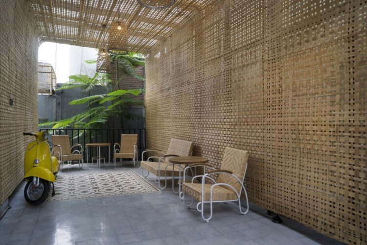 A Brick House Giving Traditional Indonesian Vibes | Andyrahman ...