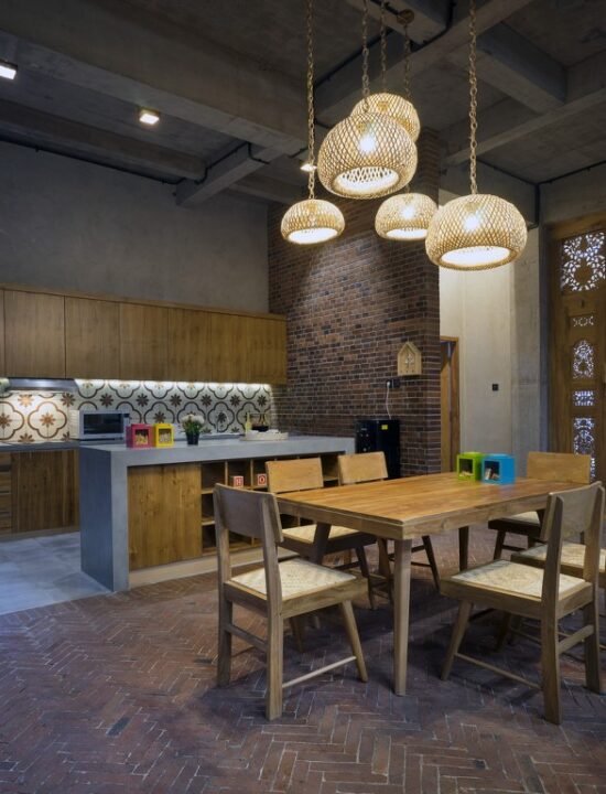 A Brick House Giving Traditional Indonesian Vibes | Andyrahman ...