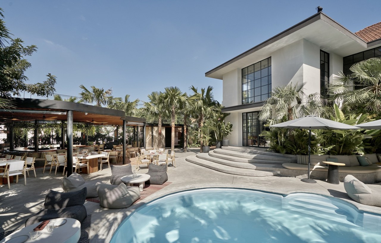 The Brix Restaurant & Momentum Living Showroom | StudioDuo Architecture ...