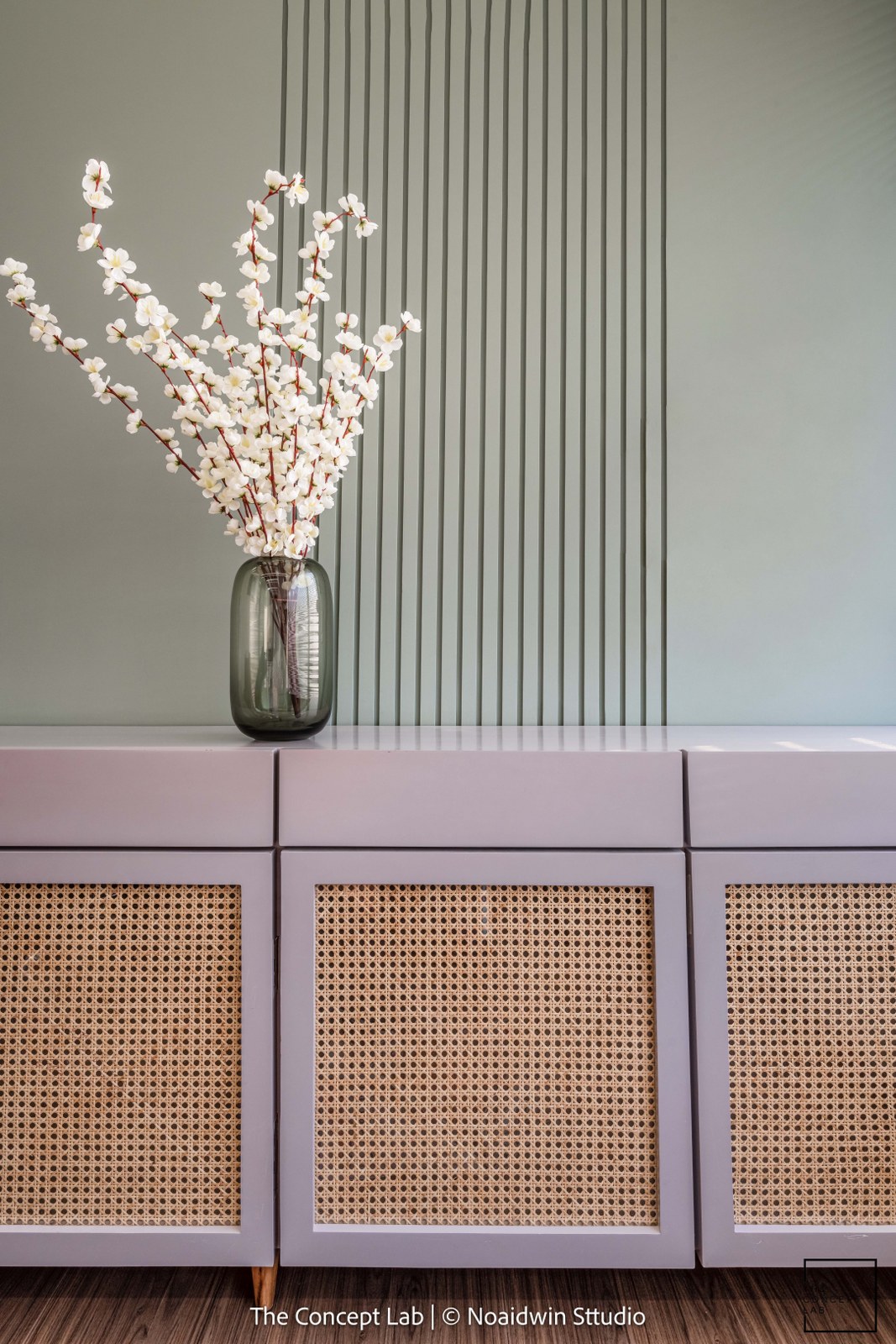 The Office Next Door: A Workspace Creating Efficient, Simple And ...