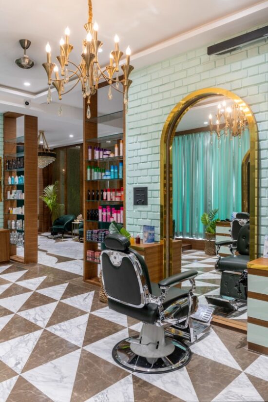 Elegant Incorporation of Art-Deco Style in a Luxury Salon | Pink ...
