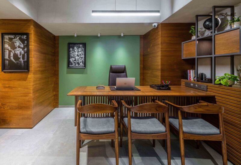 Space Planning Focused on Creating Visually Interconnected Office Space ...