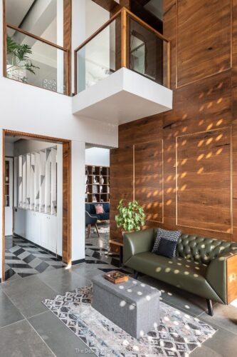 Minimalistic and Climate Responsive Residence Imparting Calmness | The ...