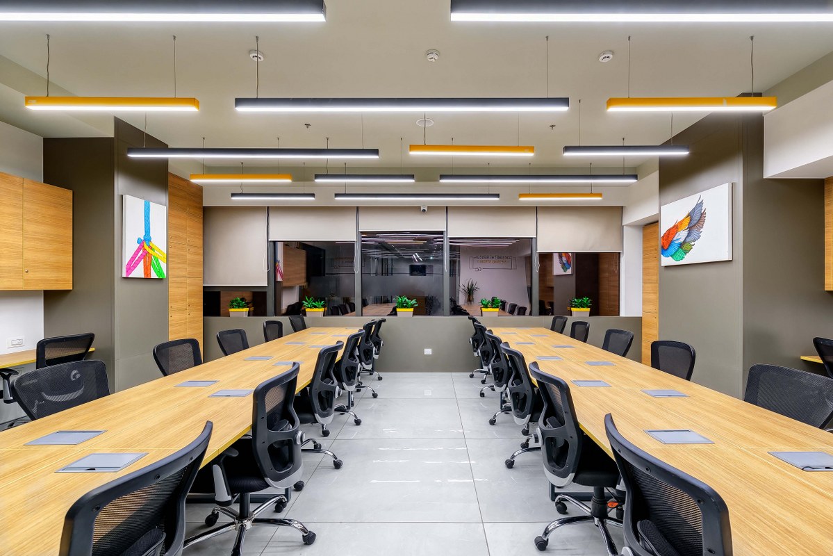 Contemporary Co Working Space with Optimum Use of Natural Light | ANS ...
