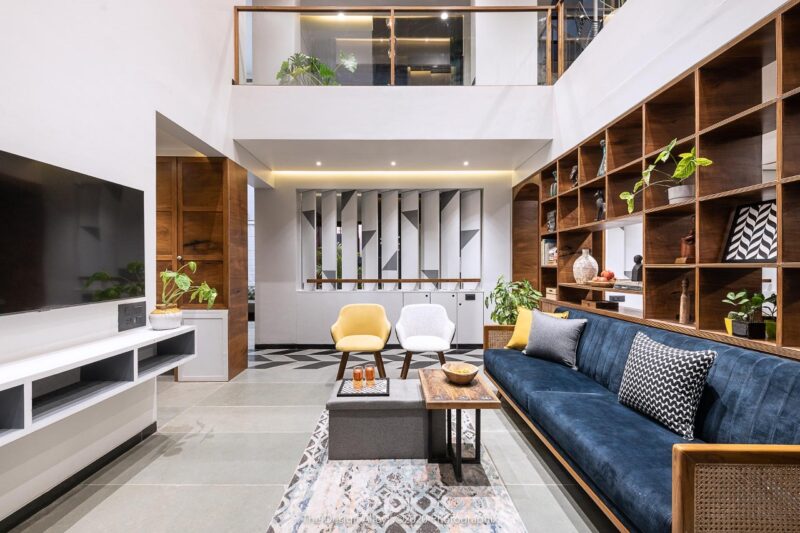 Minimalistic and Climate Responsive Residence Imparting Calmness | The ...