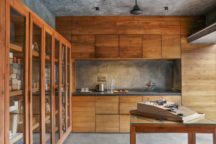 Spatial Quality Developed Through Careful and Minimal Spatial ...