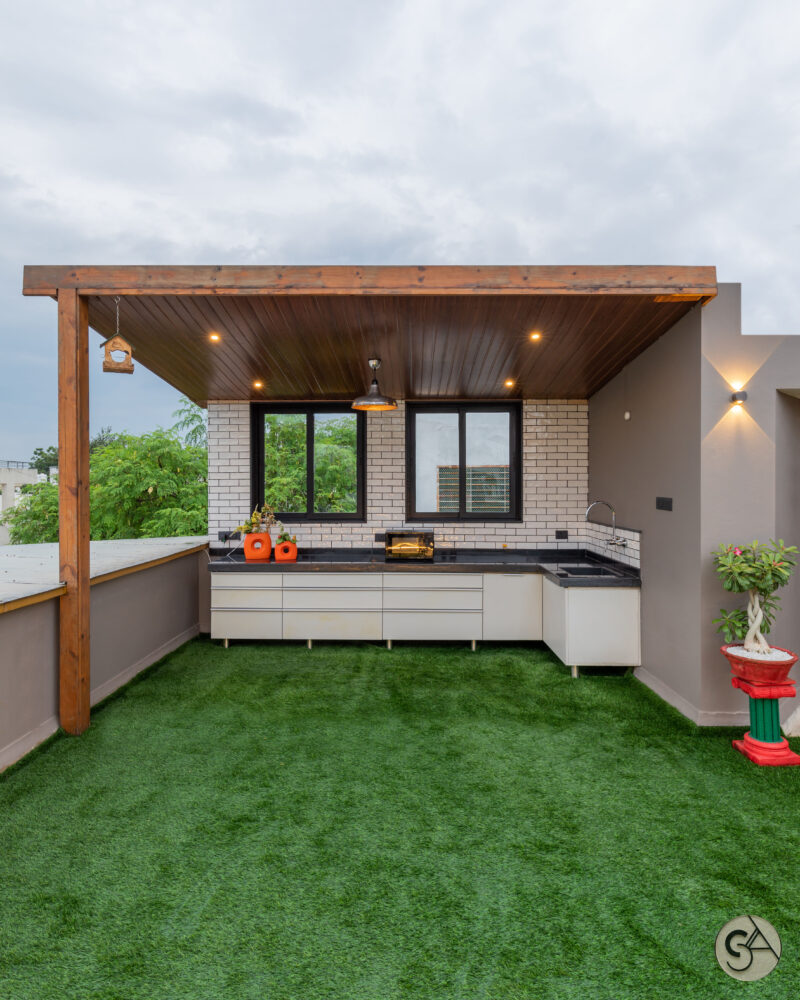Aesthetically Pleasing Terrace With User Friendly Amenities : Project ...